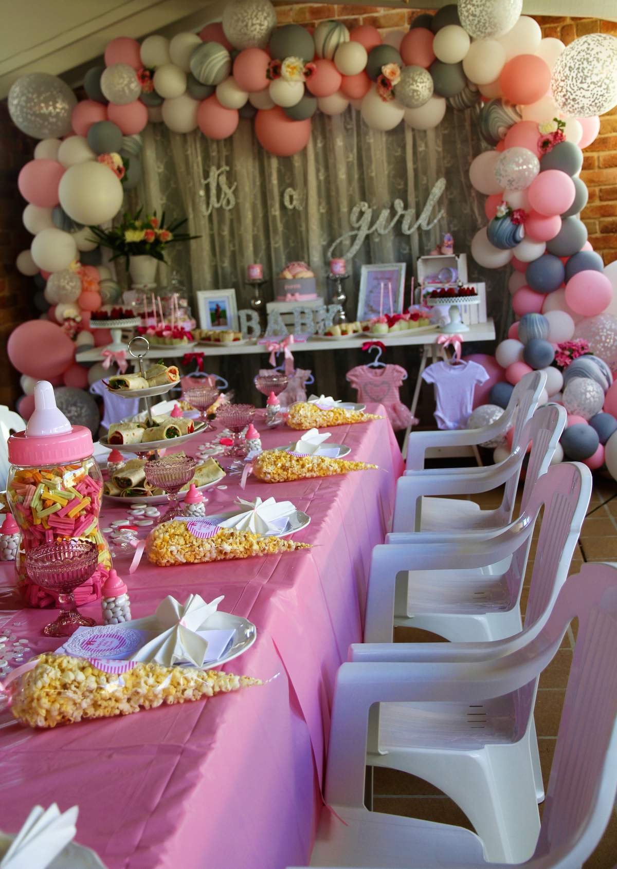 Buttons and Bows Baby Shower Party Ideas | Photo 1 of 13 | Catch My Party