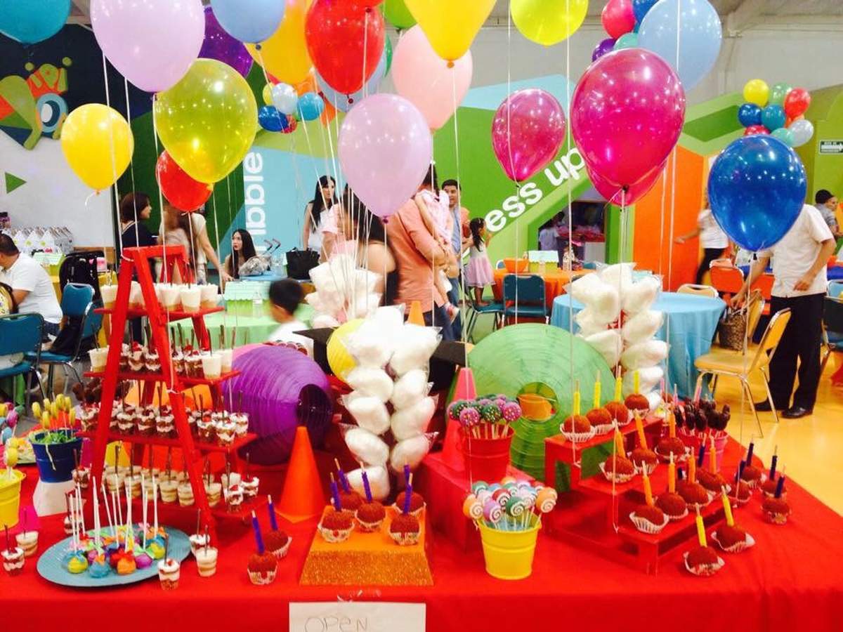 Graduation Birthday Party Ideas | Photo 5 of 8 | Catch My Party