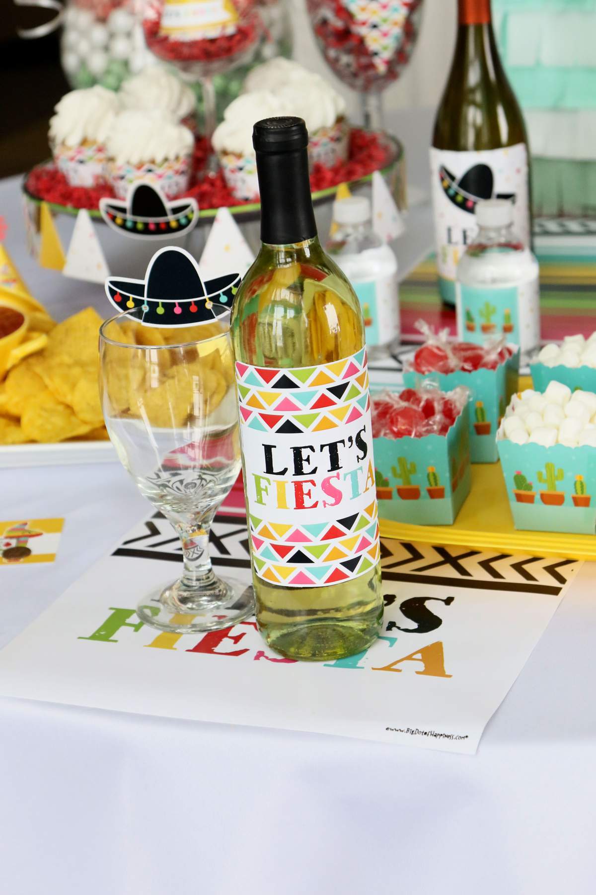 Fiesta / Mexican Mexican Fiesta Party Ideas | Photo 1 of 16 | Catch My ...