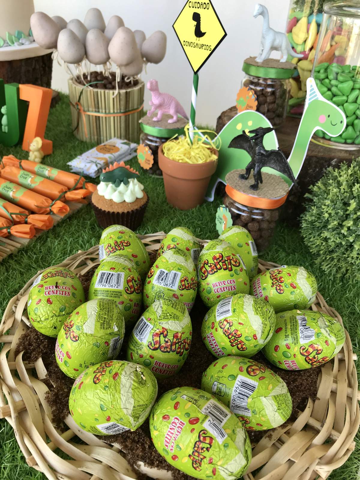 Dinosaurs Birthday Party Ideas | Photo 3 of 7 | Catch My Party