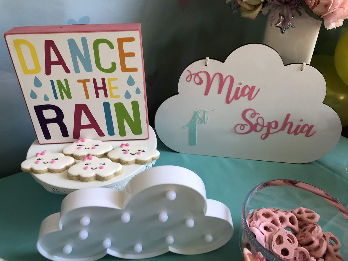 Rain of love Birthday Party Ideas | Photo 24 of 25 | Catch My Party