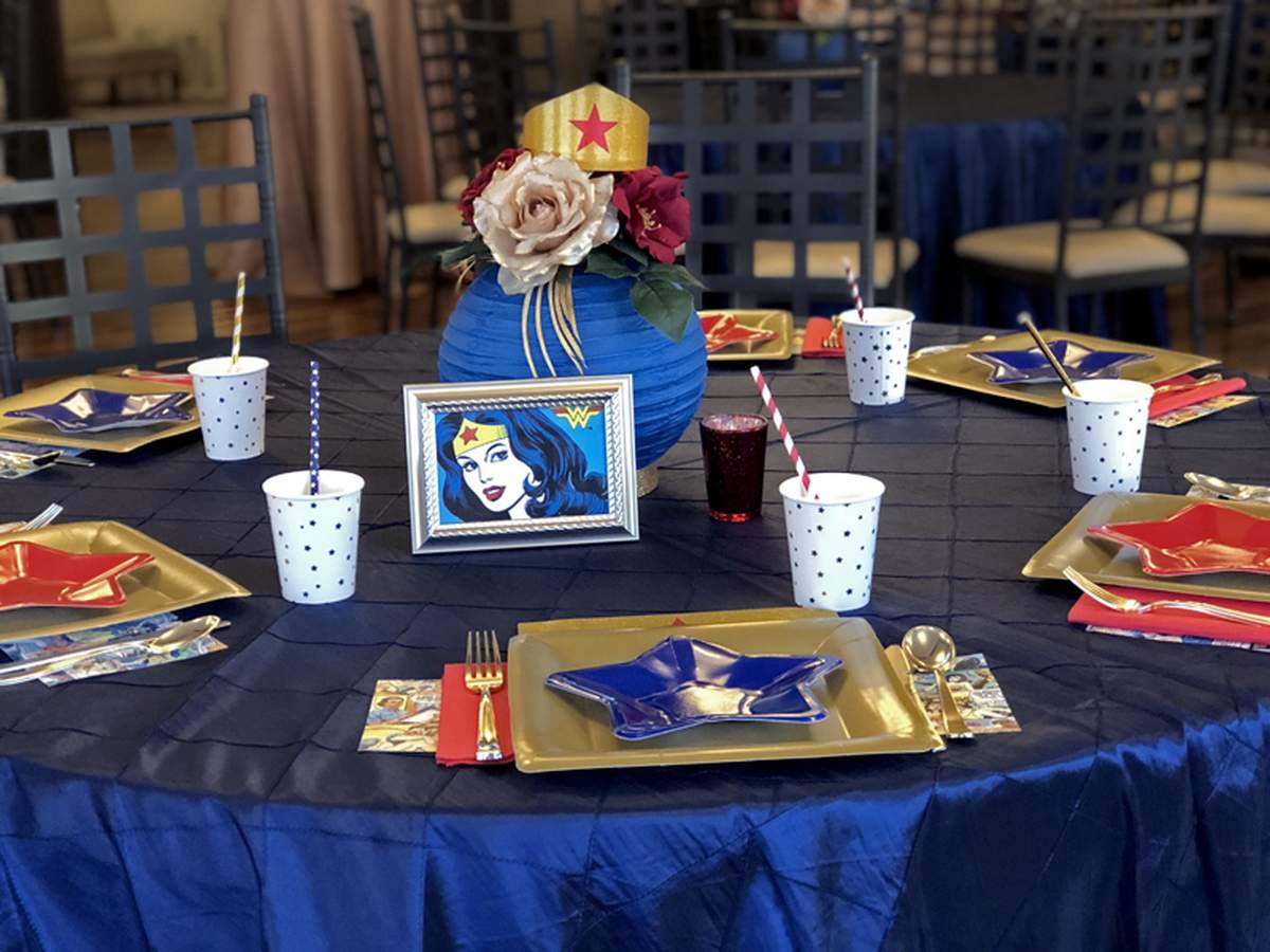 Wonder Woman Birthday Party Ideas | Photo 5 of 23 | Catch My Party