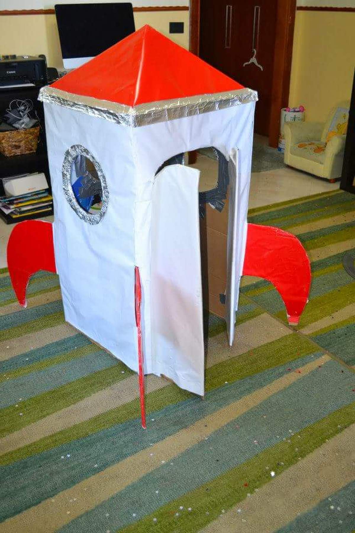 Rockets / Outer space Birthday Party Ideas | Photo 6 of 16 | Catch My Party