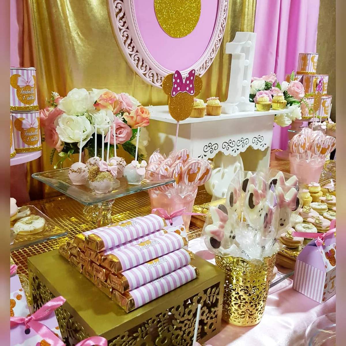 Minnie gold Birthday Party Ideas | Photo 6 of 17 | Catch My Party