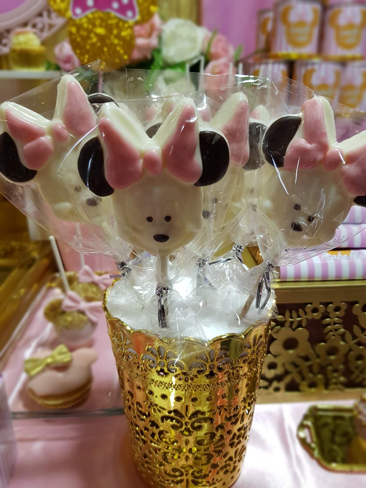 Minnie gold Birthday Party Ideas | Photo 17 of 17 | Catch My Party