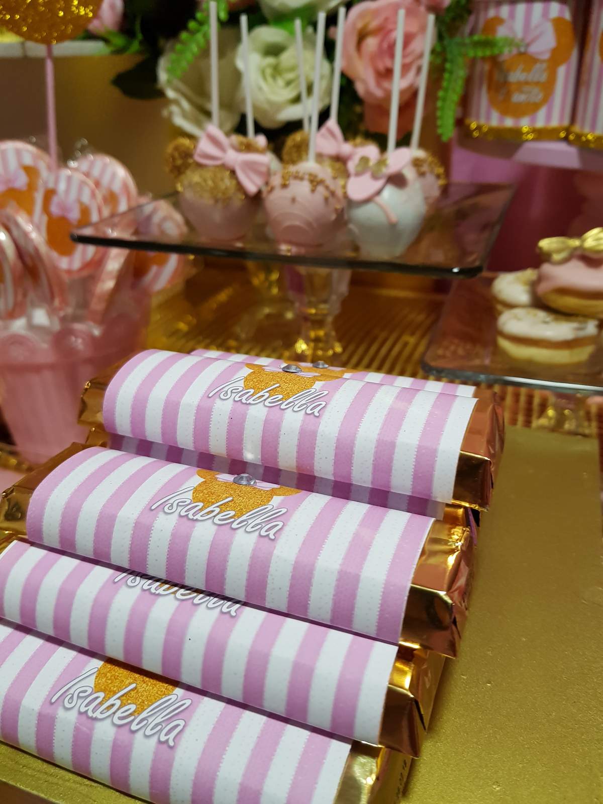 Minnie gold Birthday Party Ideas | Photo 17 of 17 | Catch My Party