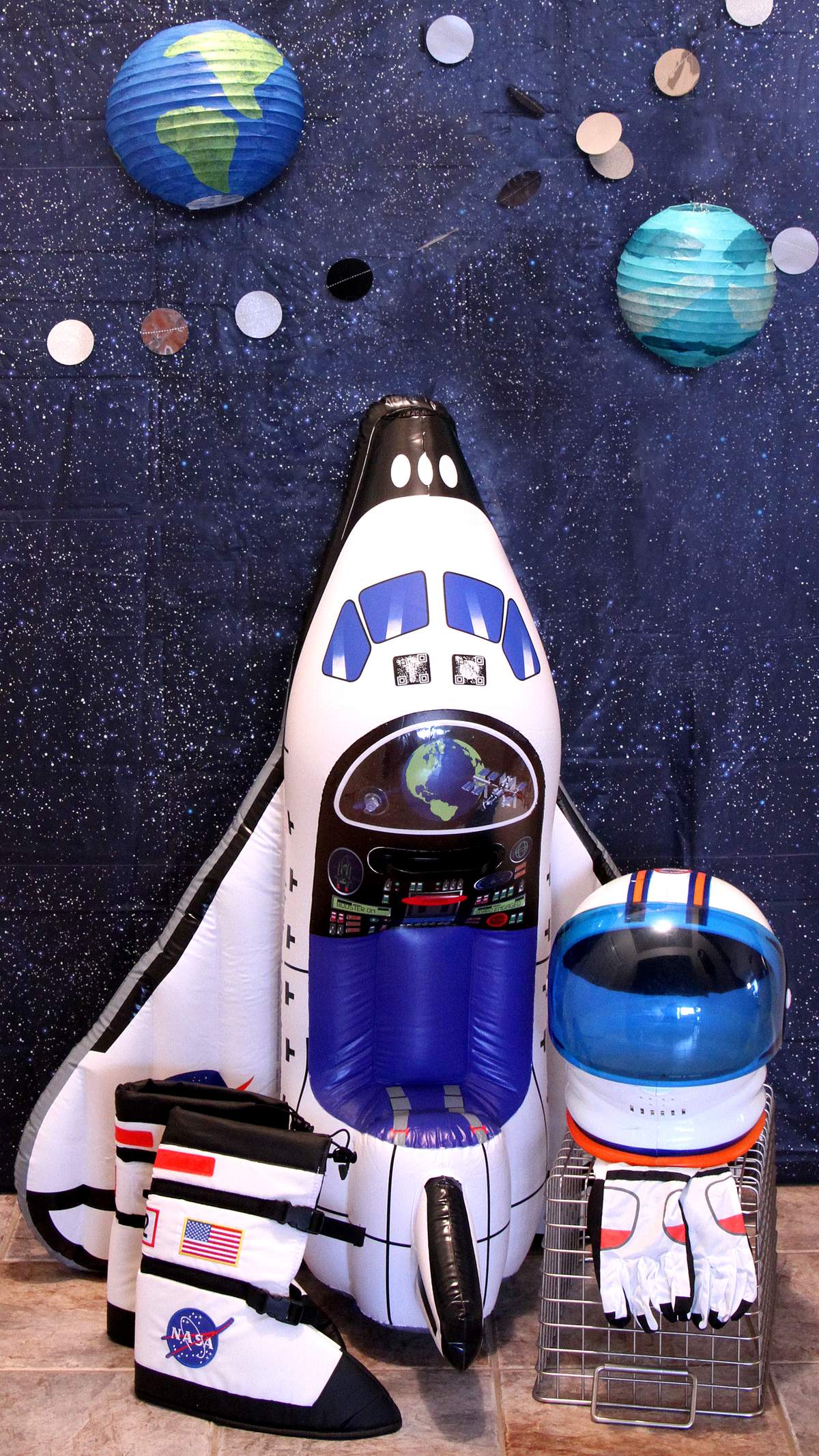 Astronauts / Space Birthday Party Ideas | Photo 7 of 11 | Catch My Party