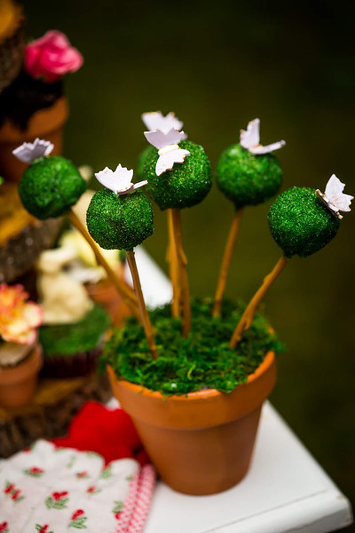 "Edna's Enchanted Secret Garden" Birthday Party Ideas | Photo 2 of 44 ...