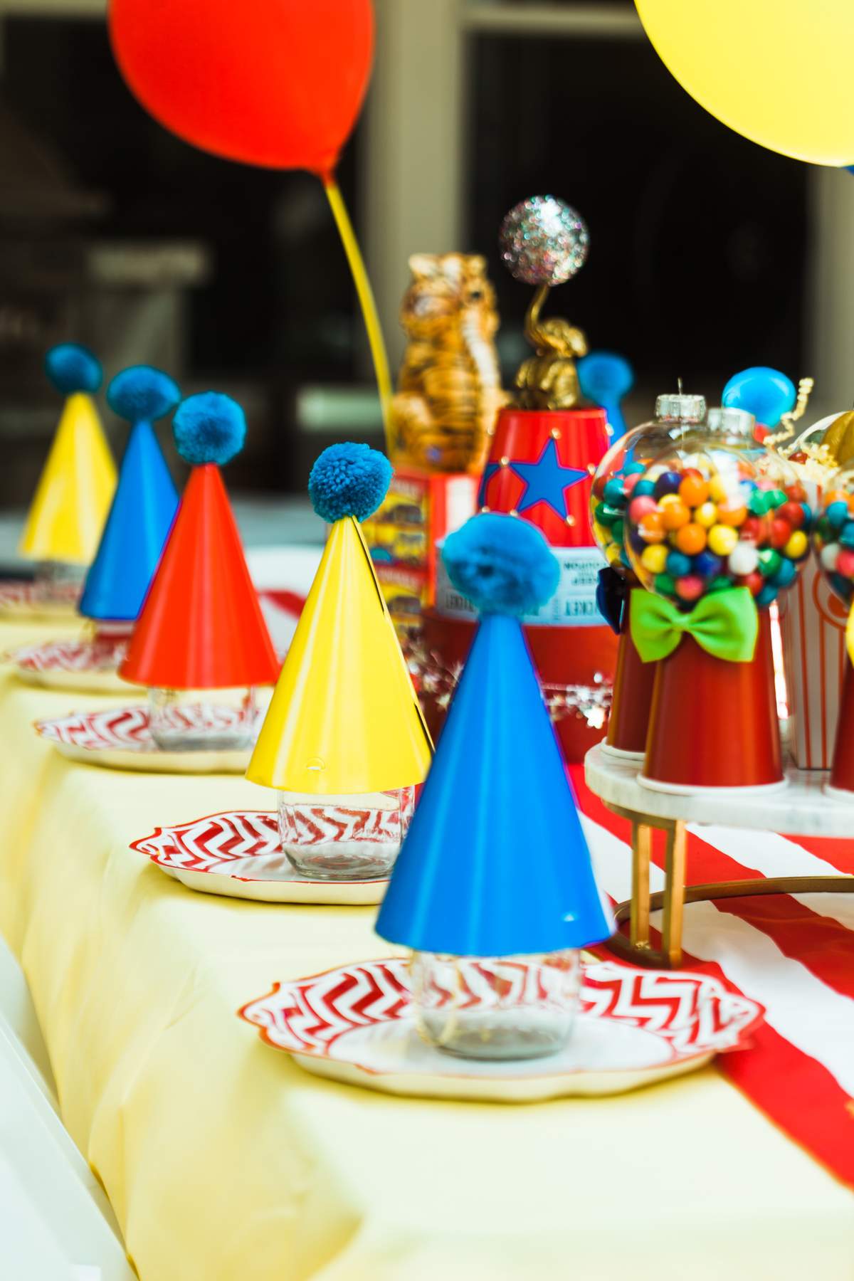 Circus / Carnival Birthday Party Ideas | Photo 11 of 49 | Catch My Party