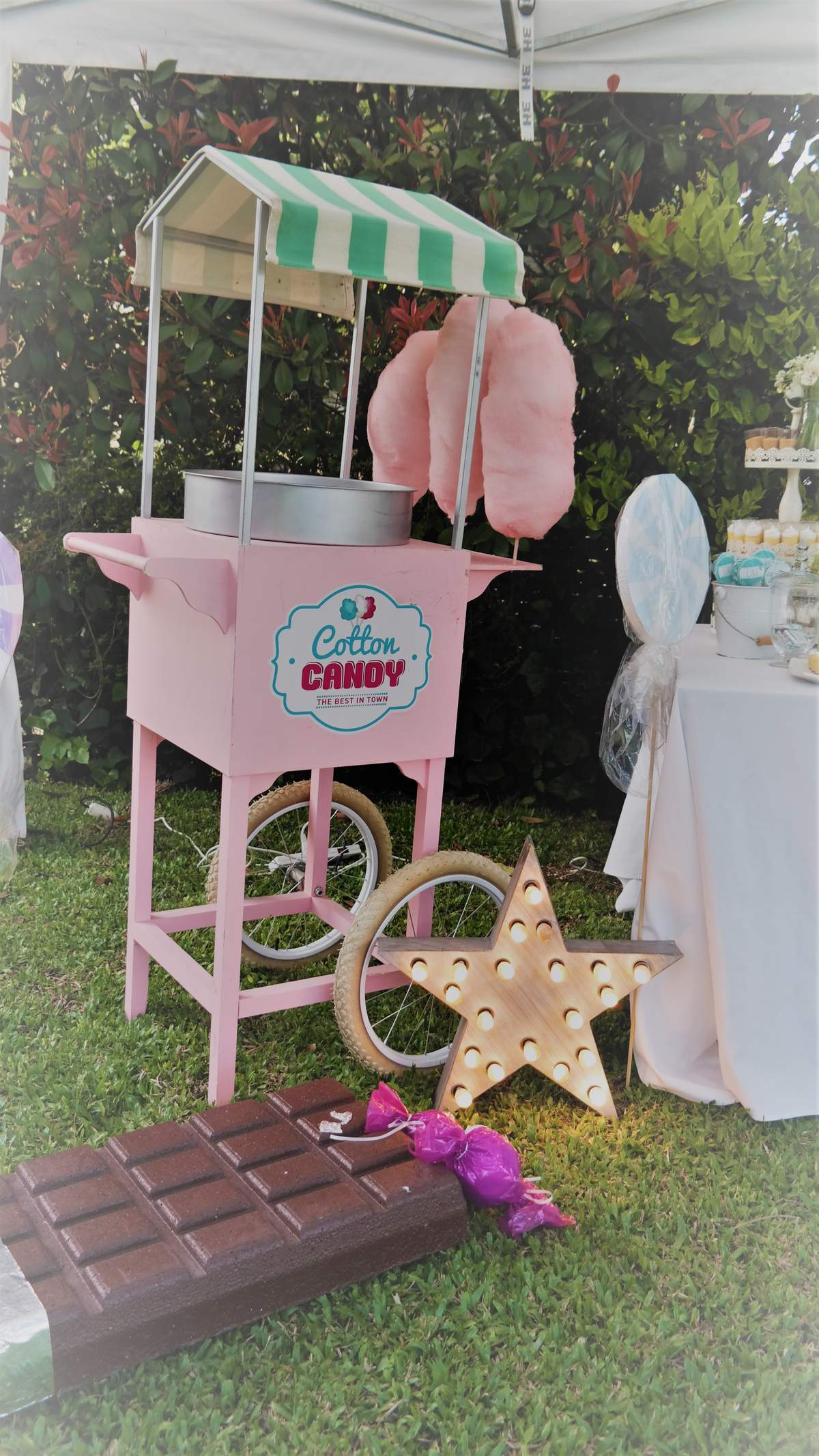 Vintage / Retro Birthday Party Ideas | Photo 1 of 26 | Catch My Party