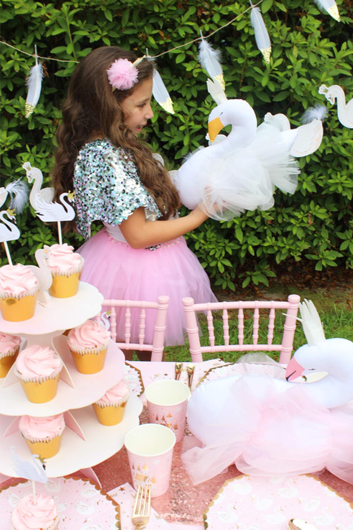 Swan Birthday party Birthday Party Ideas | Photo 1 of 13 | Catch My Party