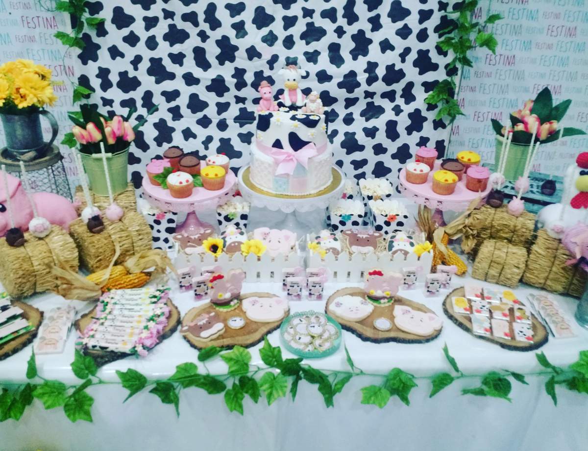Birthday "Pink Farm Girl birthday party" | Catch My Party