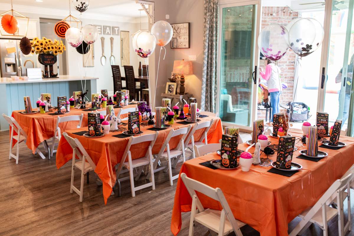 Halloween / Birthday "Shelbi's Wickedly Fun Costume Party" | Catch My Party