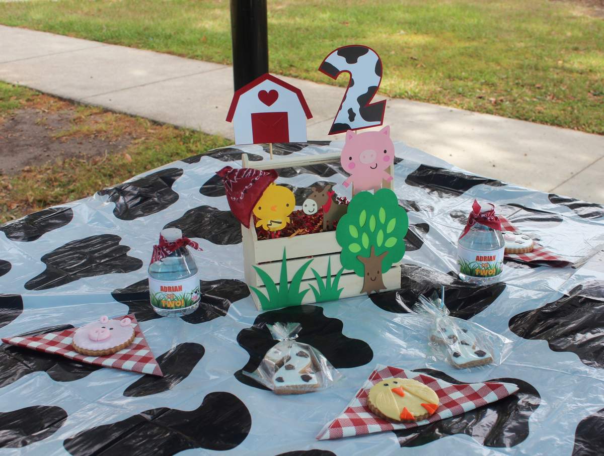 Farm Animals Birthday Party Ideas | Photo 9 of 20 | Catch My Party