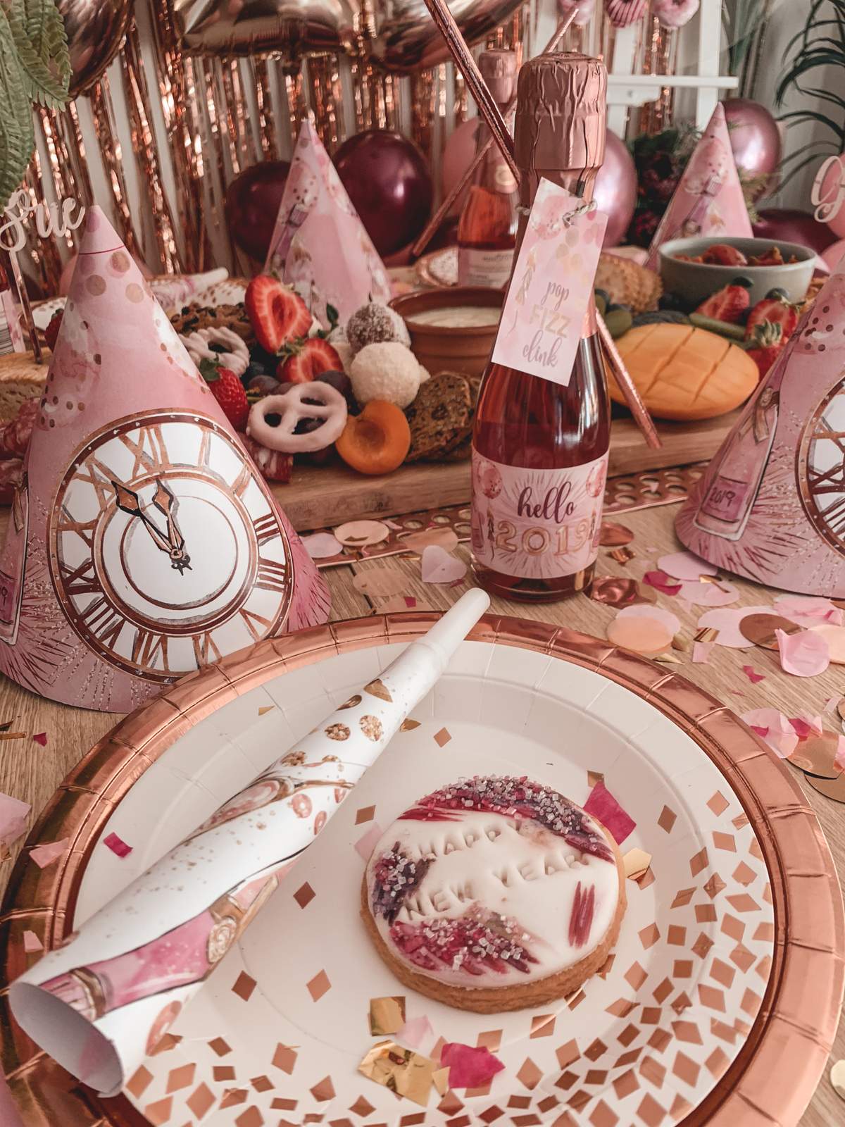 Hello 2019 / New Year's "Hello 2019 NYE Party" | Catch My Party