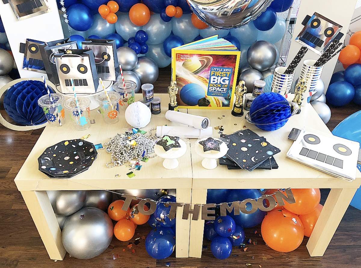 Space, Bots, & Naunts Birthday Party Ideas | Photo 10 of 20 | Catch My ...