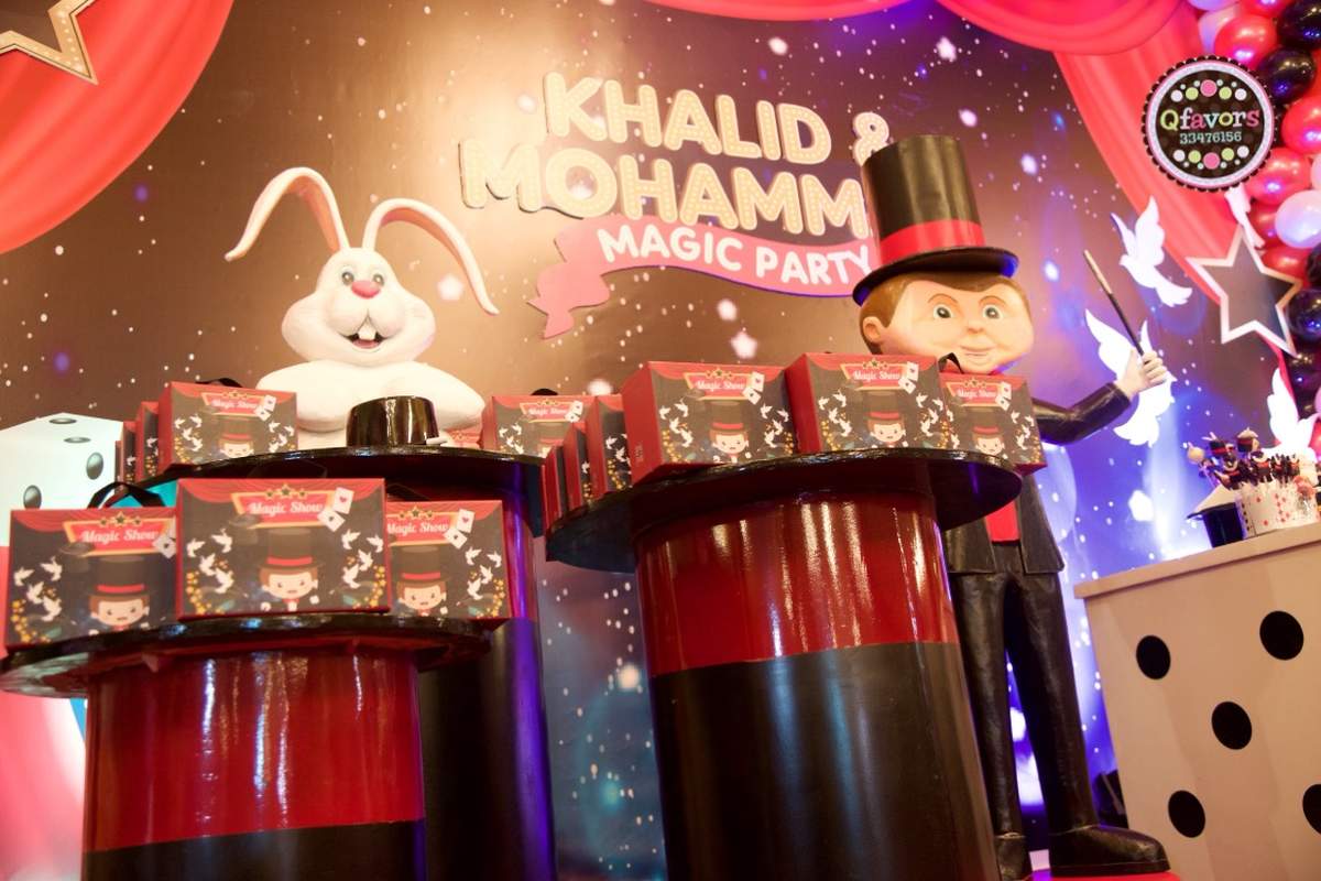 Magician / Birthday "Welcome to the magic show" | Catch My Party