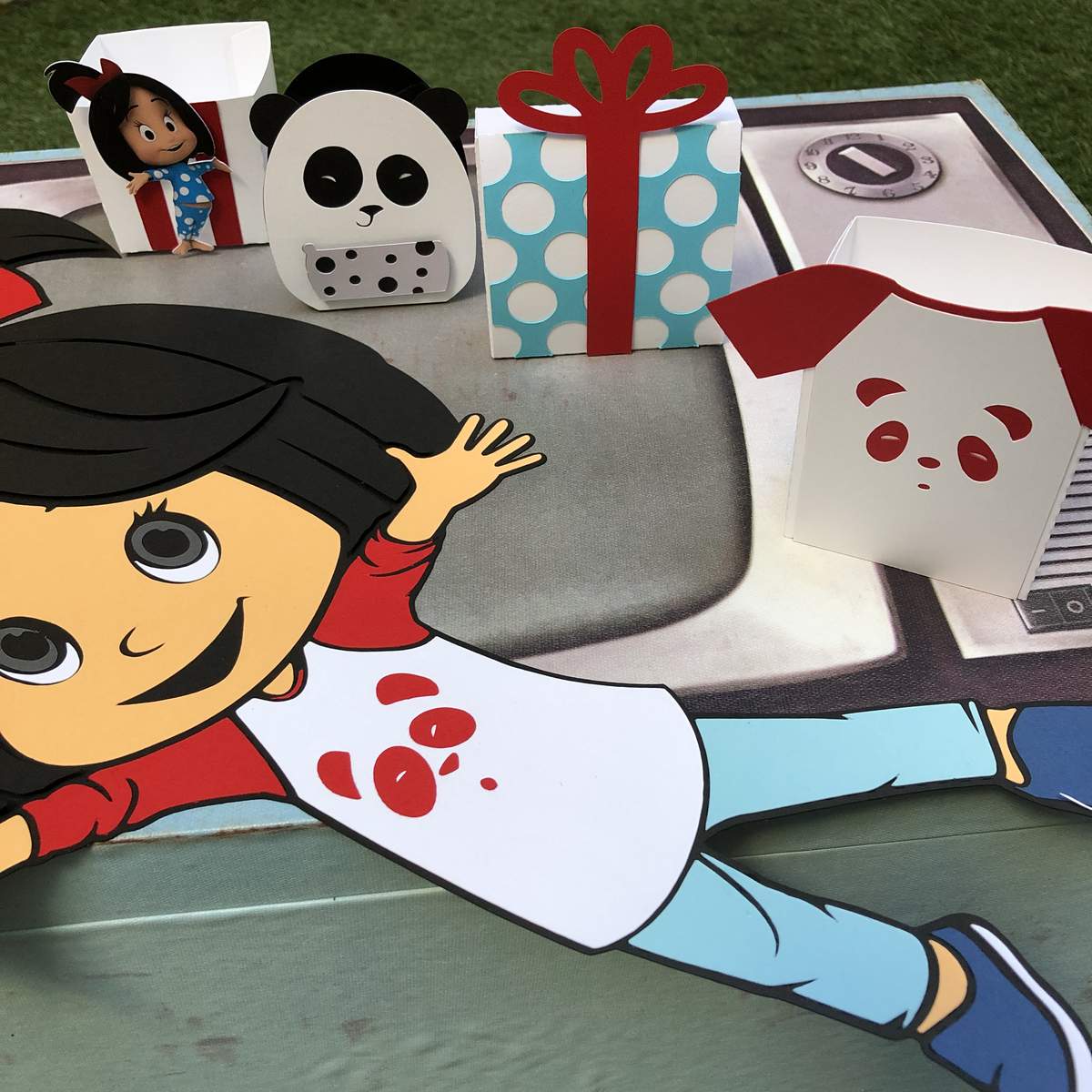 Cleo Telerin from Cleo & Cuquin Birthday Party Ideas | Photo 2 of 7 ...