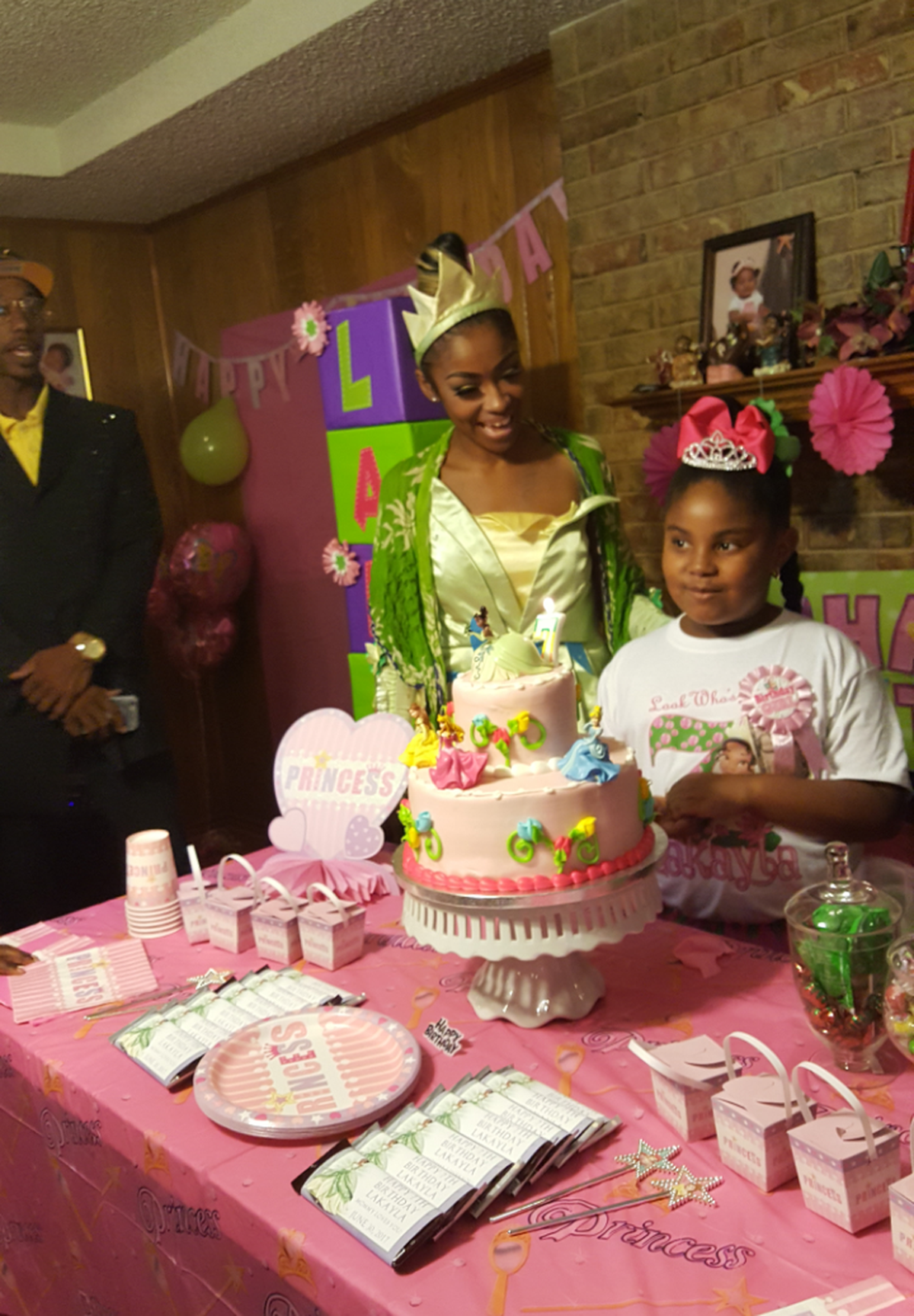 Princess Tiana Birthday Party Ideas | Photo 1 of 57 | Catch My Party