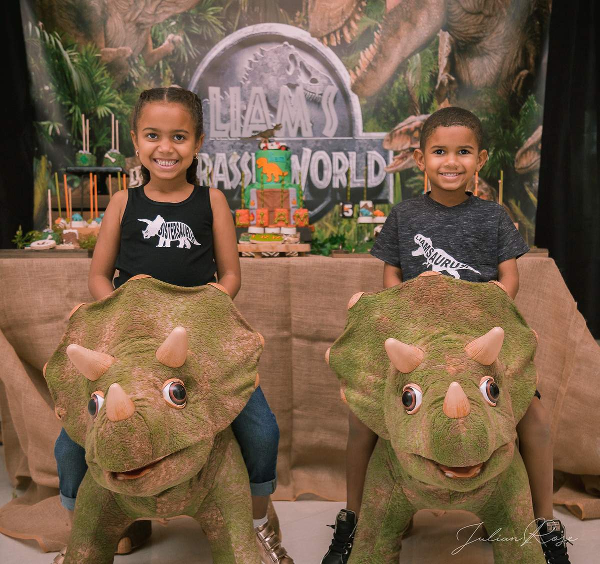 Dinosaurs Birthday Party Ideas | Photo 8 of 47 | Catch My Party