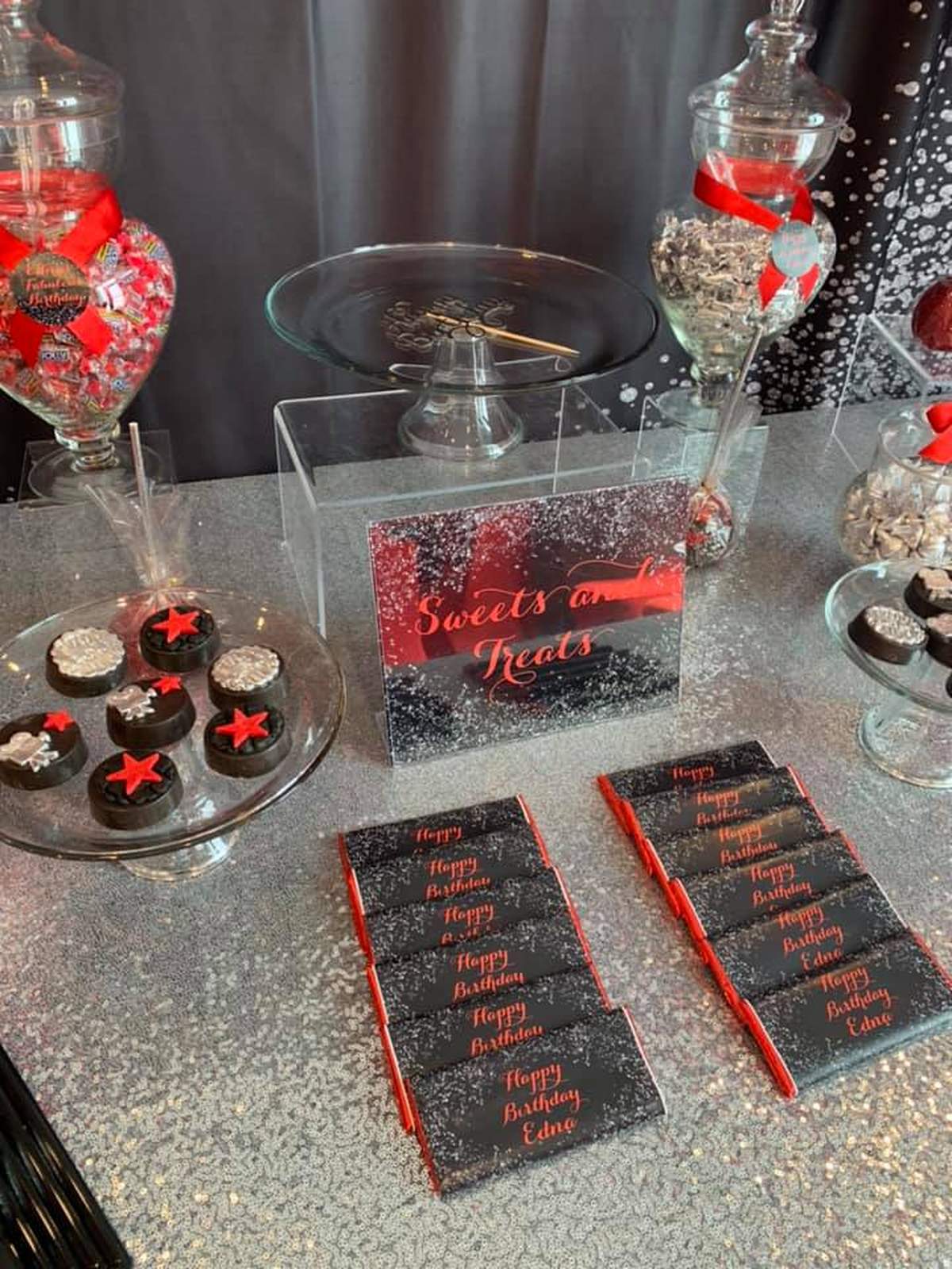 Red Carpet Theme Birthday Party Ideas | Photo 6 of 15 | Catch My Party