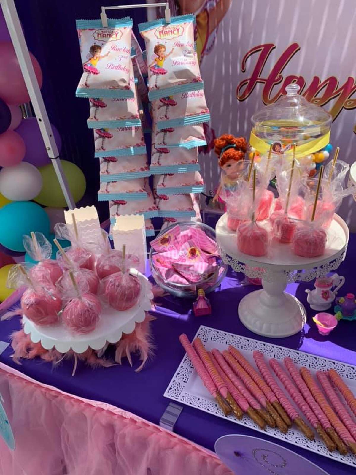 Fancy Nancy Birthday Party Ideas | Photo 5 of 13 | Catch My Party