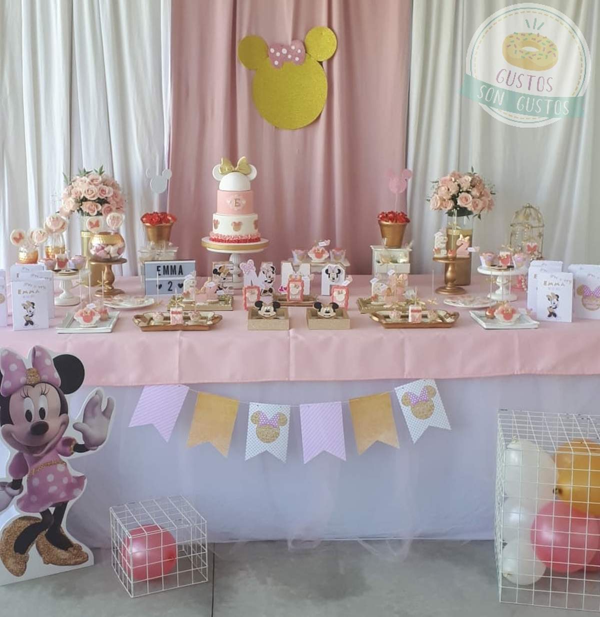 Minnie Gold Birthday Party Ideas | Photo 3 of 25 | Catch My Party