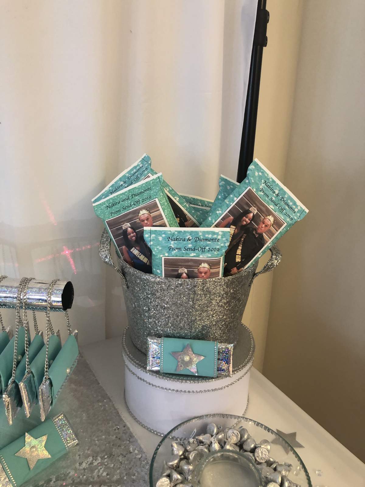 Sparkle Prom 2k19 Send-Off Party Ideas | Photo 2 of 27 | Catch My Party