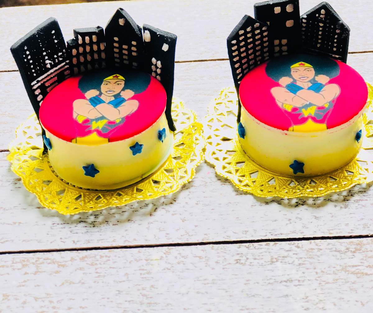 Wonder Woman / Birthday "Wonder Woman Pool Party " | Catch My Party