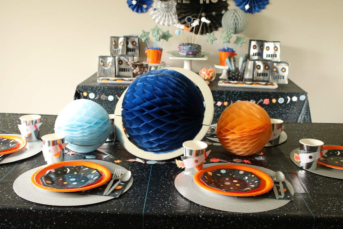 Rockets / Outer space Birthday Party Ideas | Photo 1 of 28 | Catch My Party