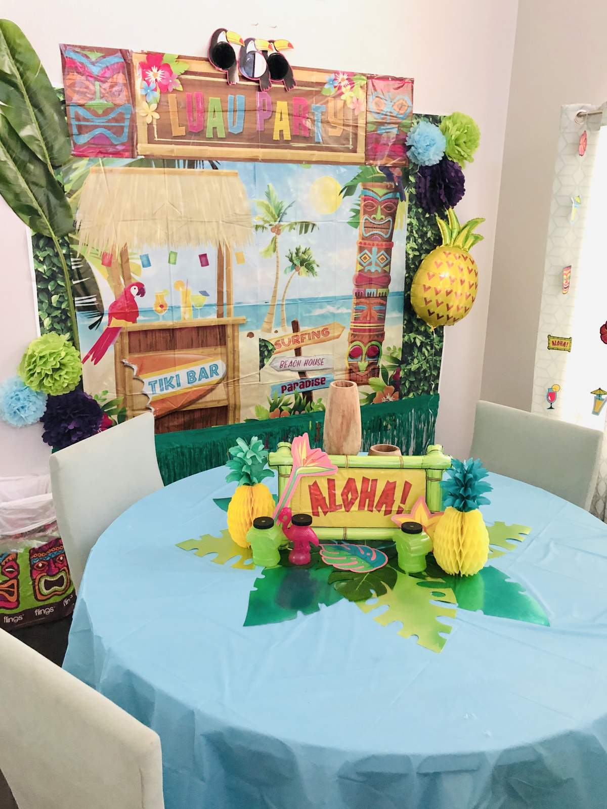 Luau / Hawaiian Birthday Party Ideas | Photo 1 of 62 | Catch My Party