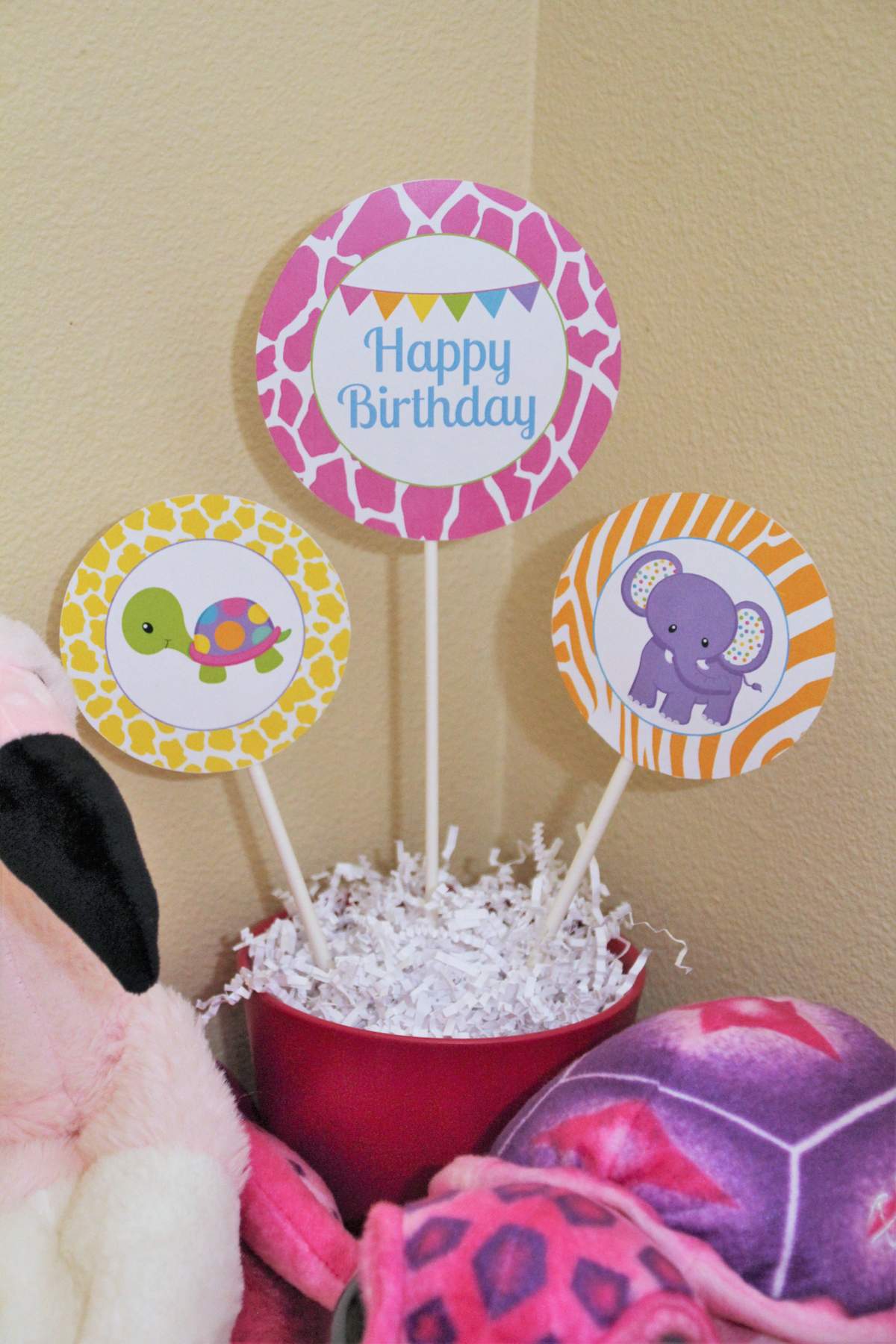 Rainbow Animal Birthday Party Ideas | Photo 5 of 35 | Catch My Party