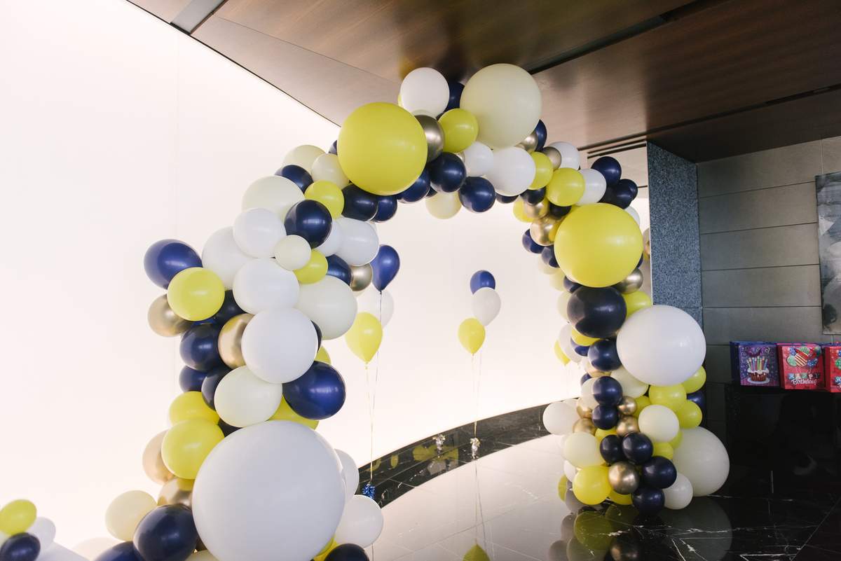 Balloon Mania Birthday Party Ideas | Photo 13 of 19 | Catch My Party
