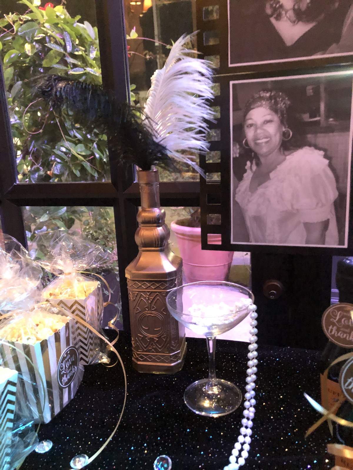 Old Hollywood glamour Birthday Party Ideas | Photo 3 of 25 | Catch My Party