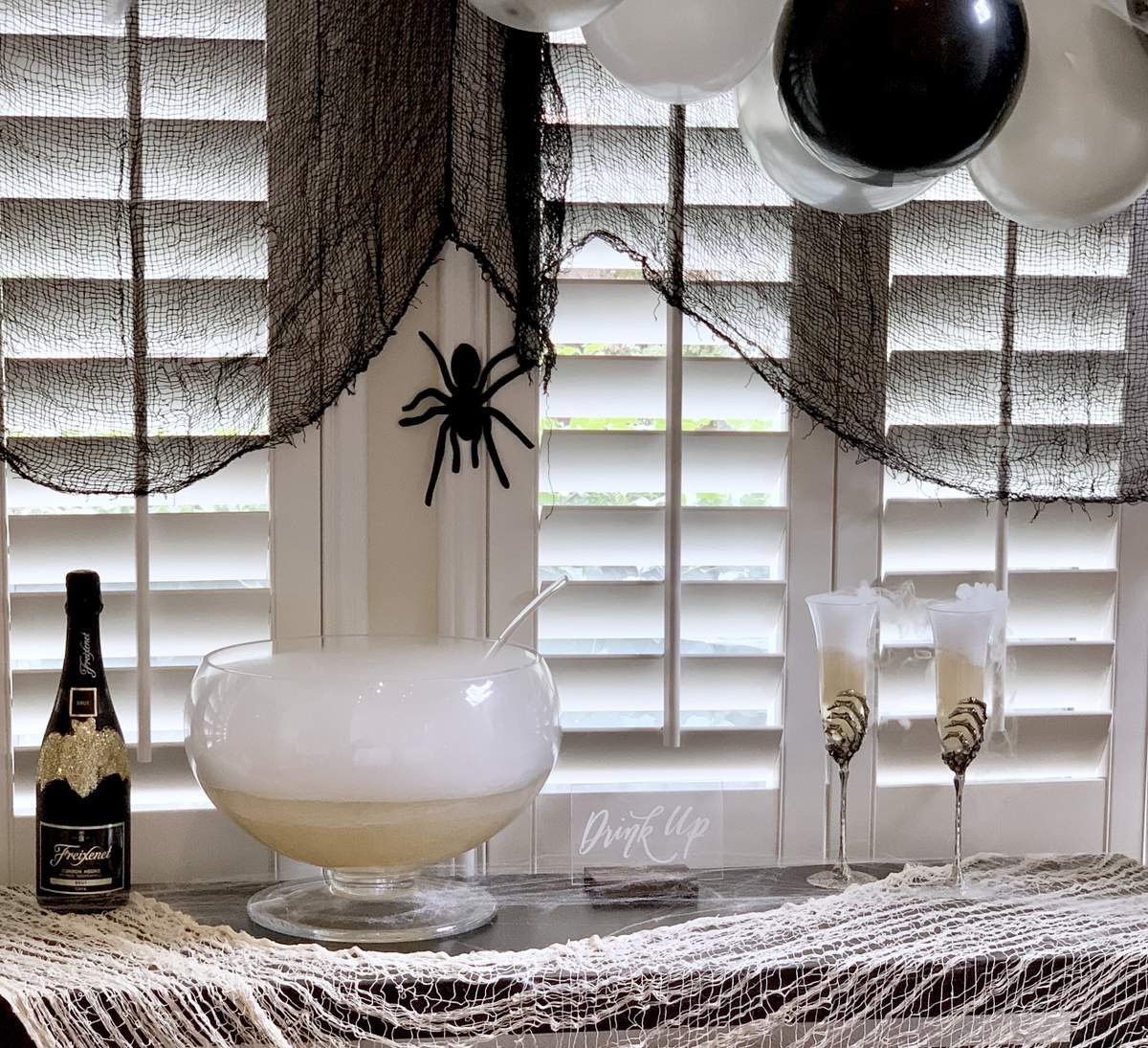 Haunted Mansion Halloween Party Ideas | Photo 1 of 18 | Catch My Party