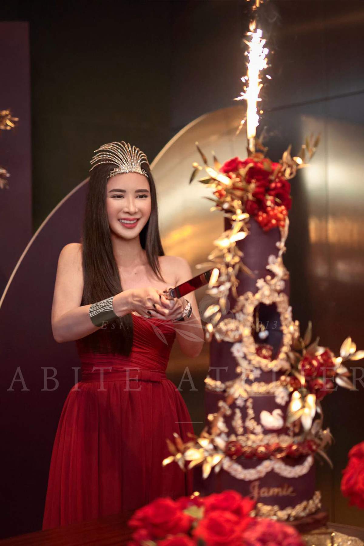 Scarlet Soiree Birthday Party Ideas | Photo 6 of 6 | Catch My Party