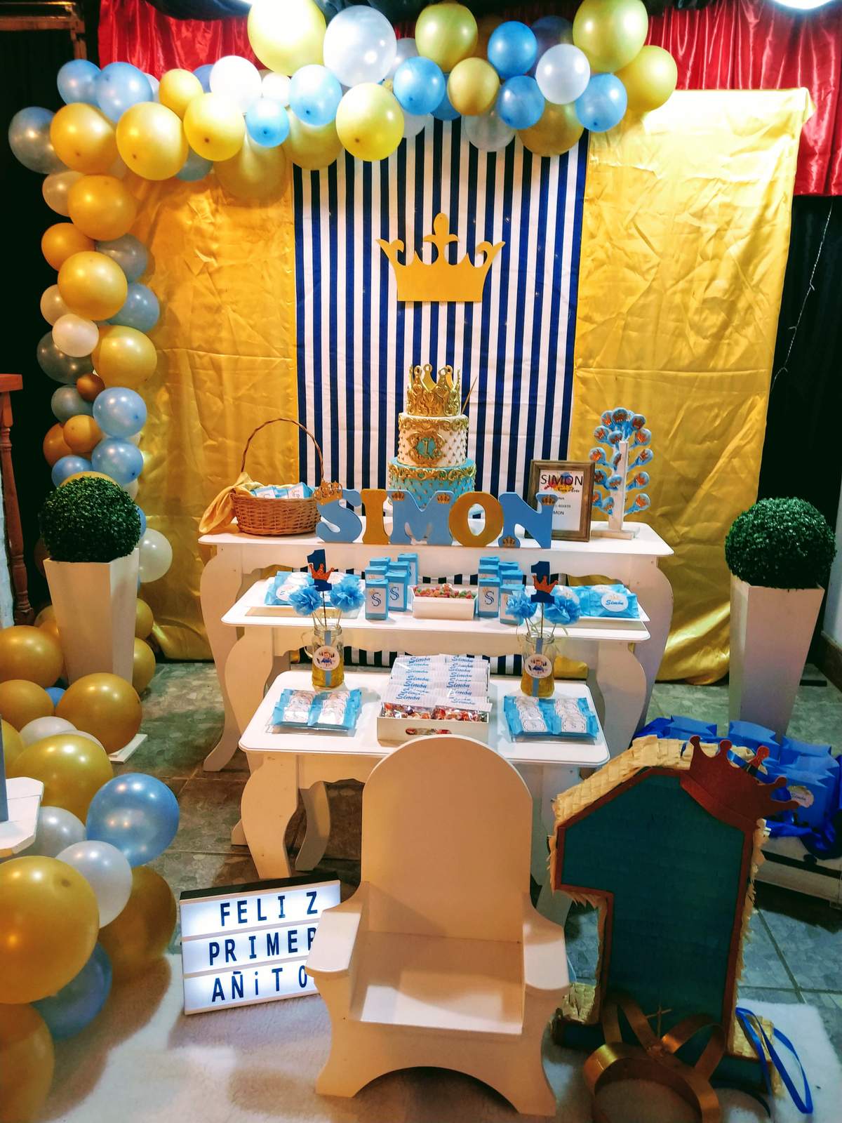 Corona, rey Birthday Party Ideas | Photo 16 of 25 | Catch My Party