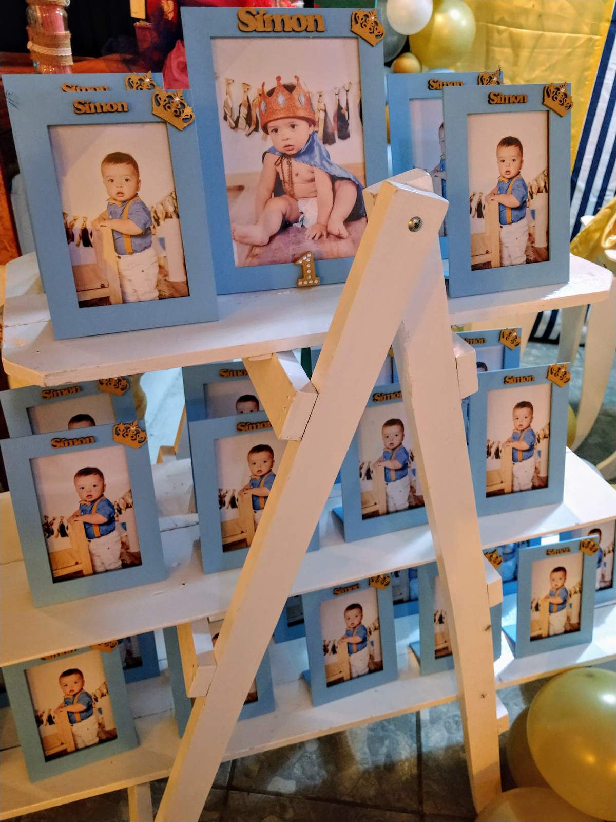 Corona, rey Birthday Party Ideas | Photo 1 of 25 | Catch My Party