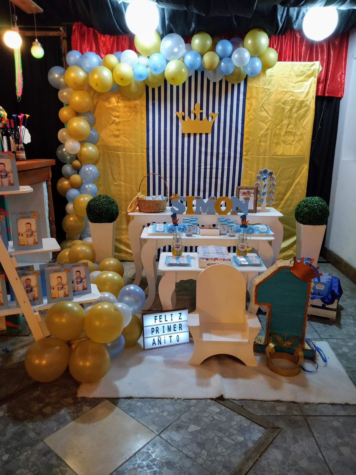 Corona, rey Birthday Party Ideas | Photo 1 of 25 | Catch My Party