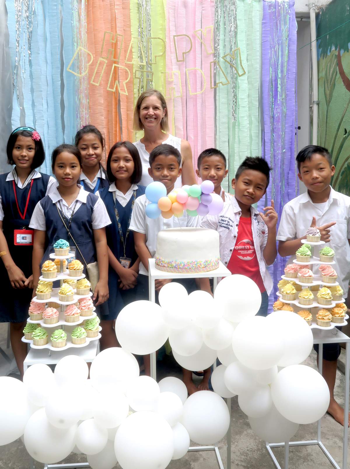 Rainbow theme Birthday Party Ideas | Photo 2 of 17 | Catch My Party