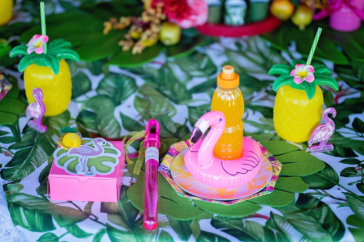 Flamingos Birthday Party Ideas | Photo 25 of 42 | Catch My Party