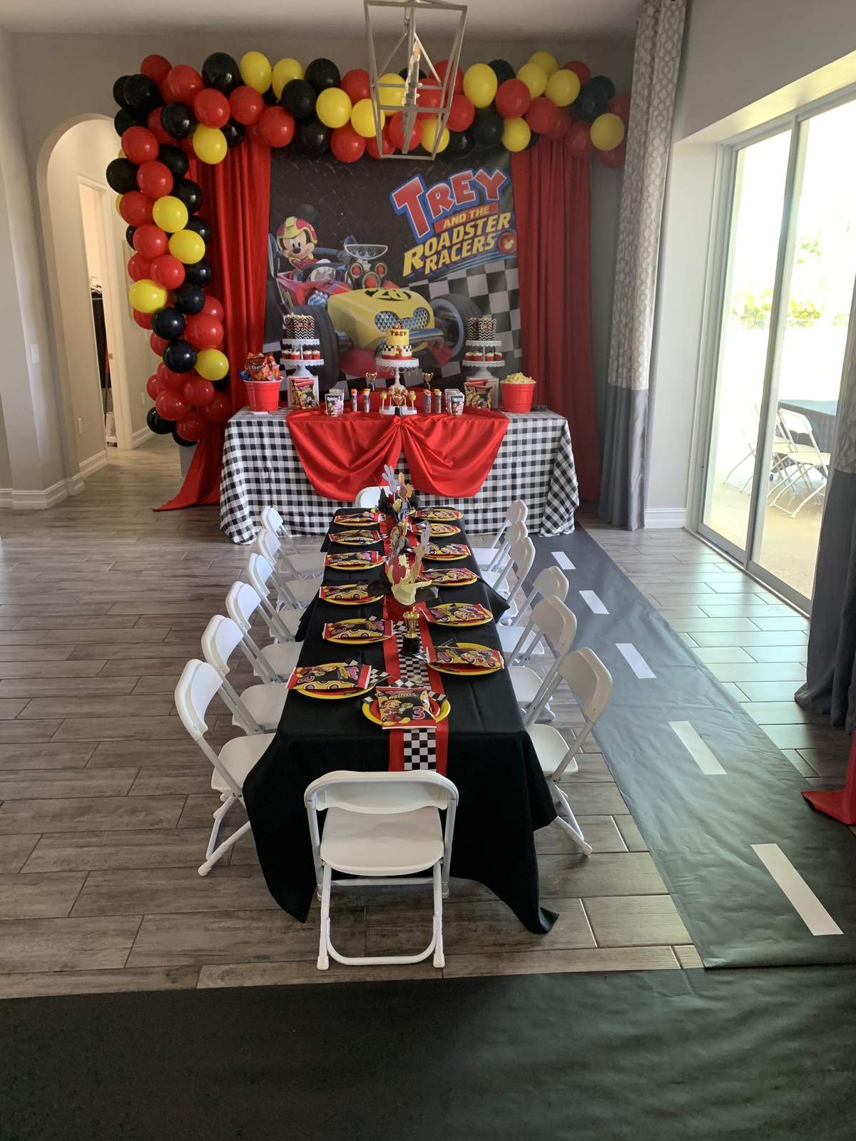 Mickey and the Roadster Racers Birthday Party Ideas | Photo 2 of 18 ...