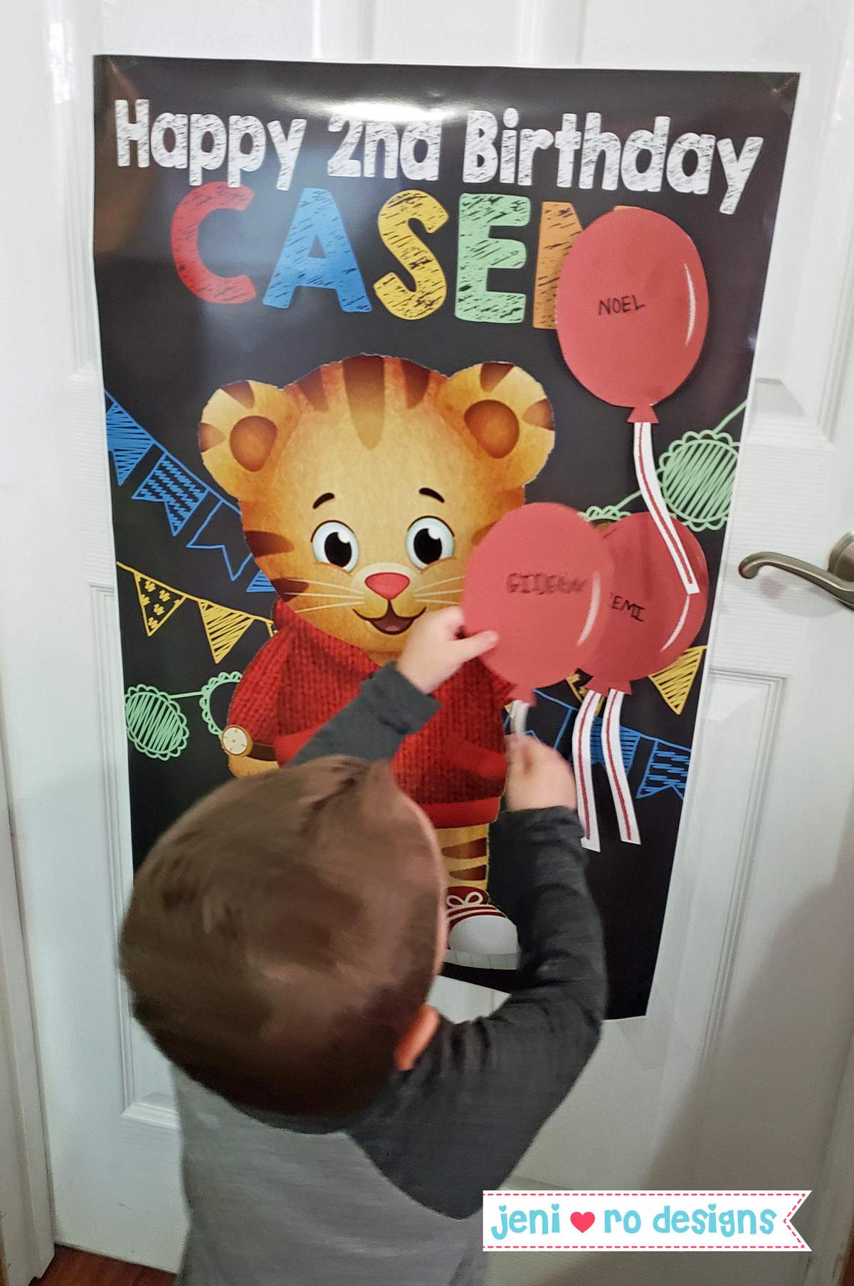 Daniel Tiger, Christmas Birthday Party Ideas | Photo 2 of 11 | Catch My ...