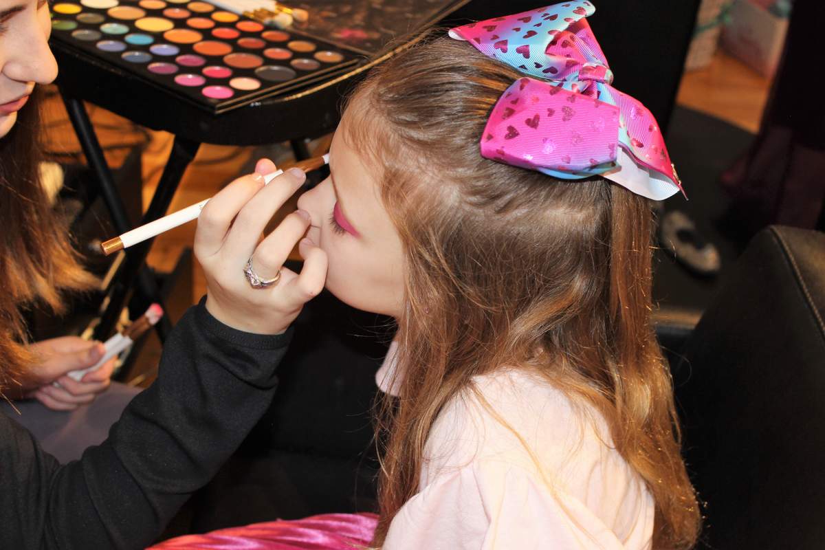 Six & Sassy Birthday Party Ideas | Photo 2 of 59 | Catch My Party