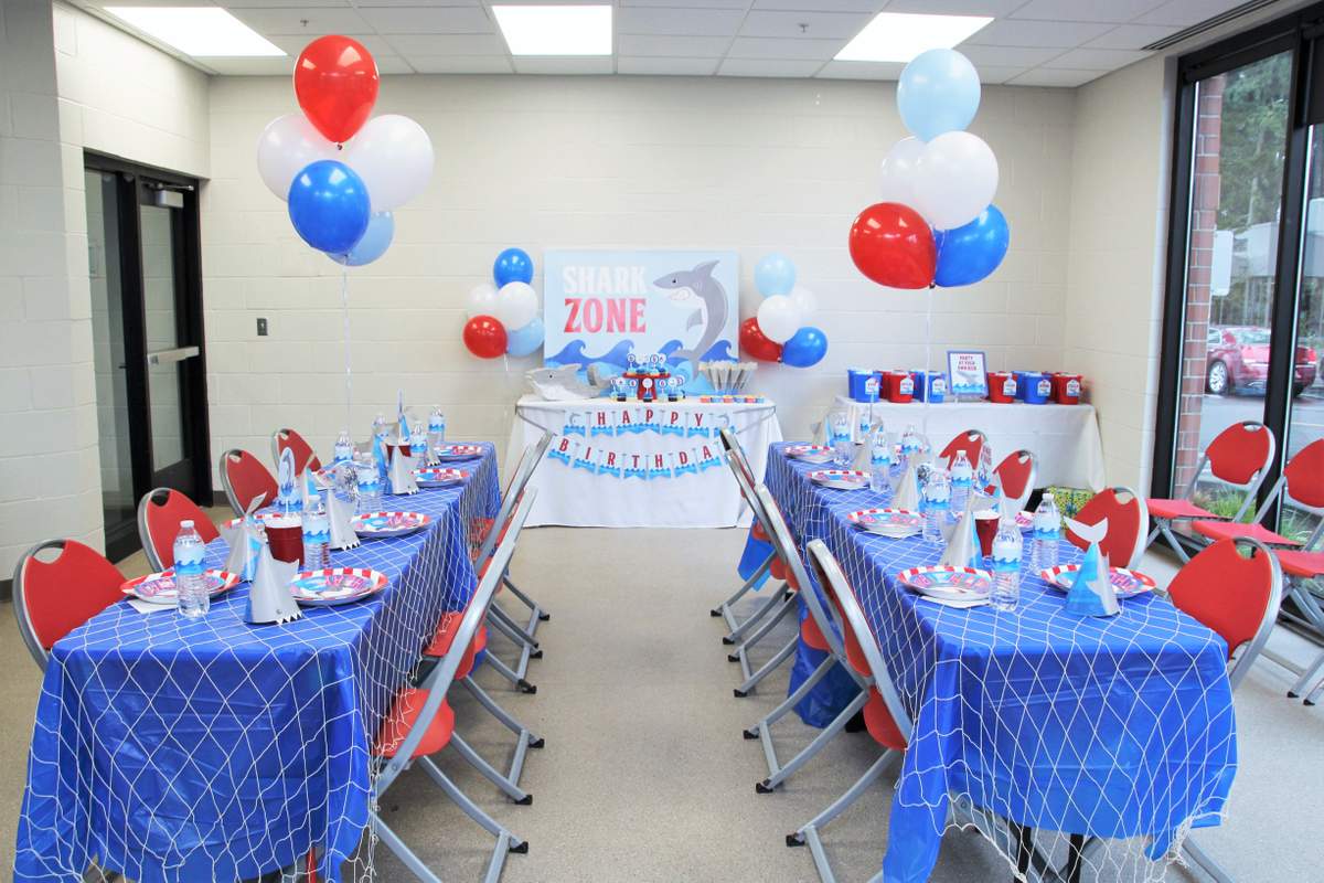 Sharks / Birthday "Shark Pool Party" | Catch My Party