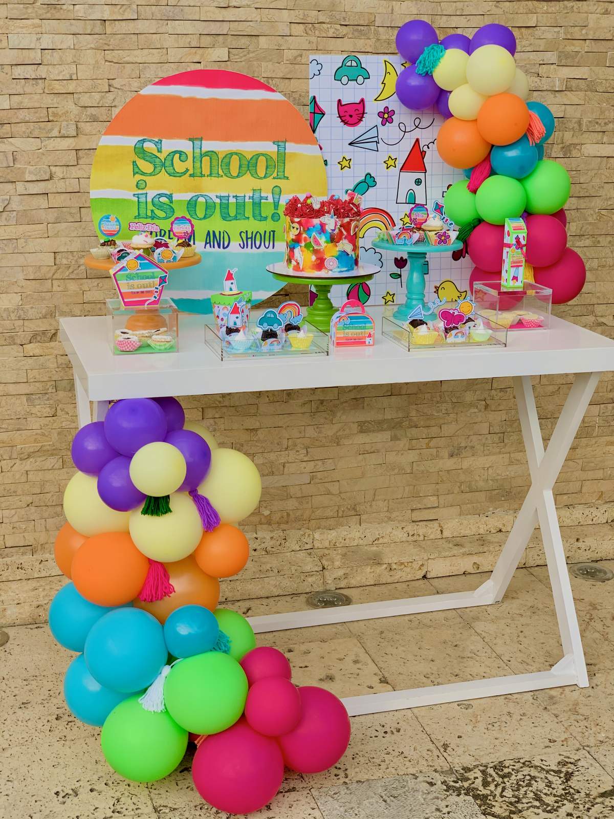 Graduation/End of School Summer Party Ideas | Photo 2 of 11 | Catch My ...