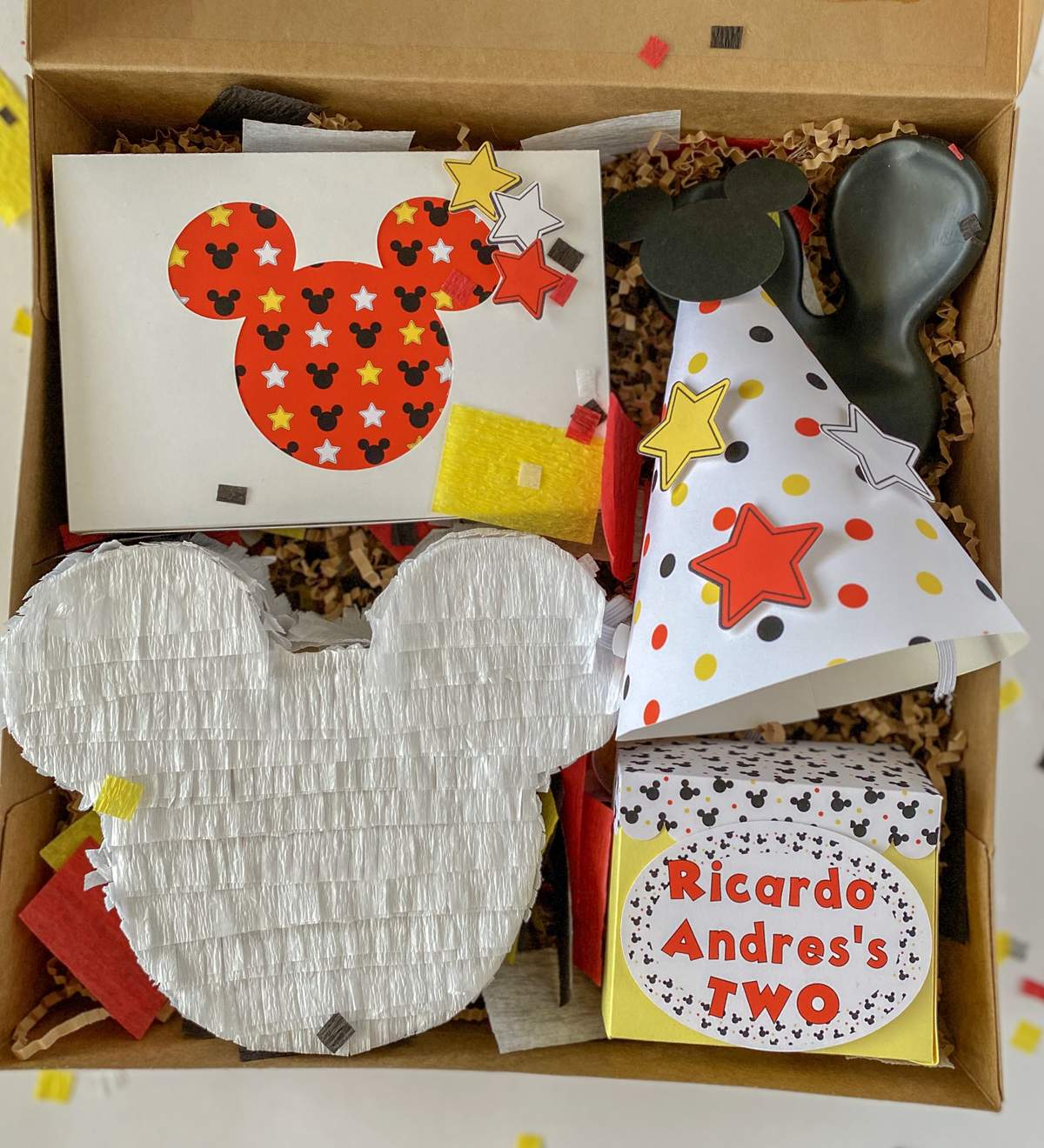 Mickey Mouse, Stars, circles Birthday Party Ideas | Photo 16 of 21 ...