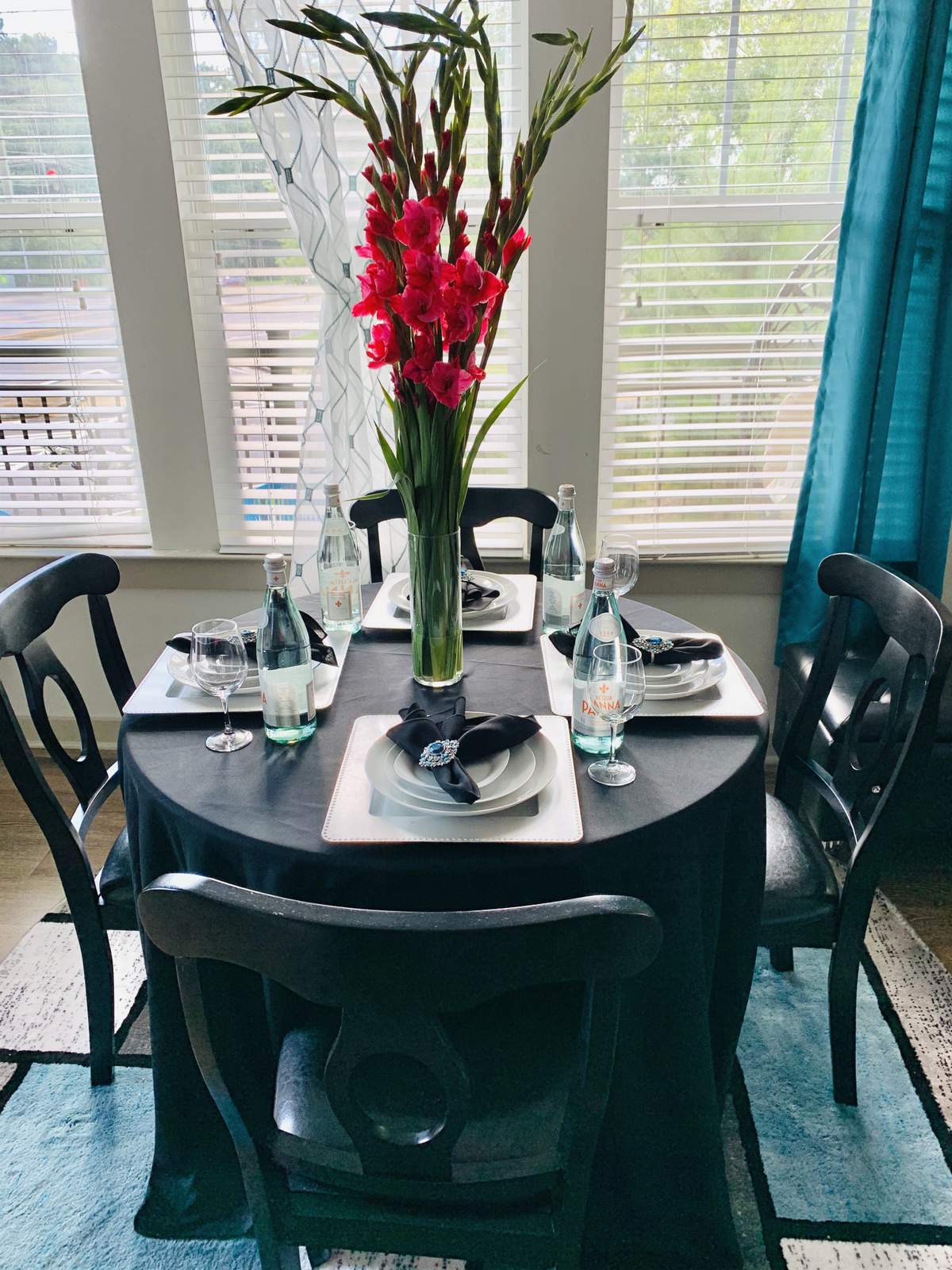 Brunch / Dinner Party "Pretty Girls Brunch " | Catch My Party