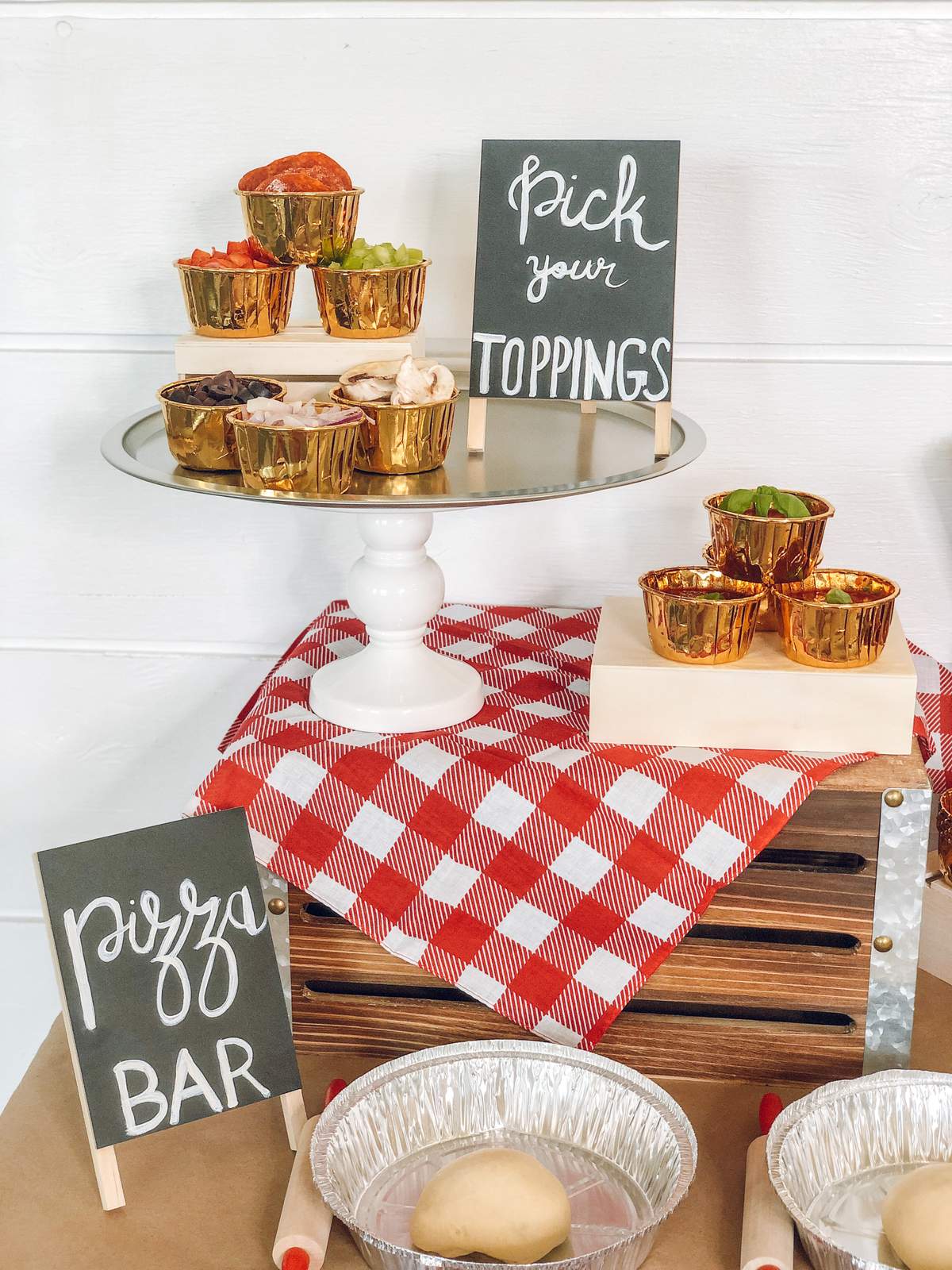 PIZZA! Pizza Party Party Ideas | Photo 4 of 13 | Catch My Party