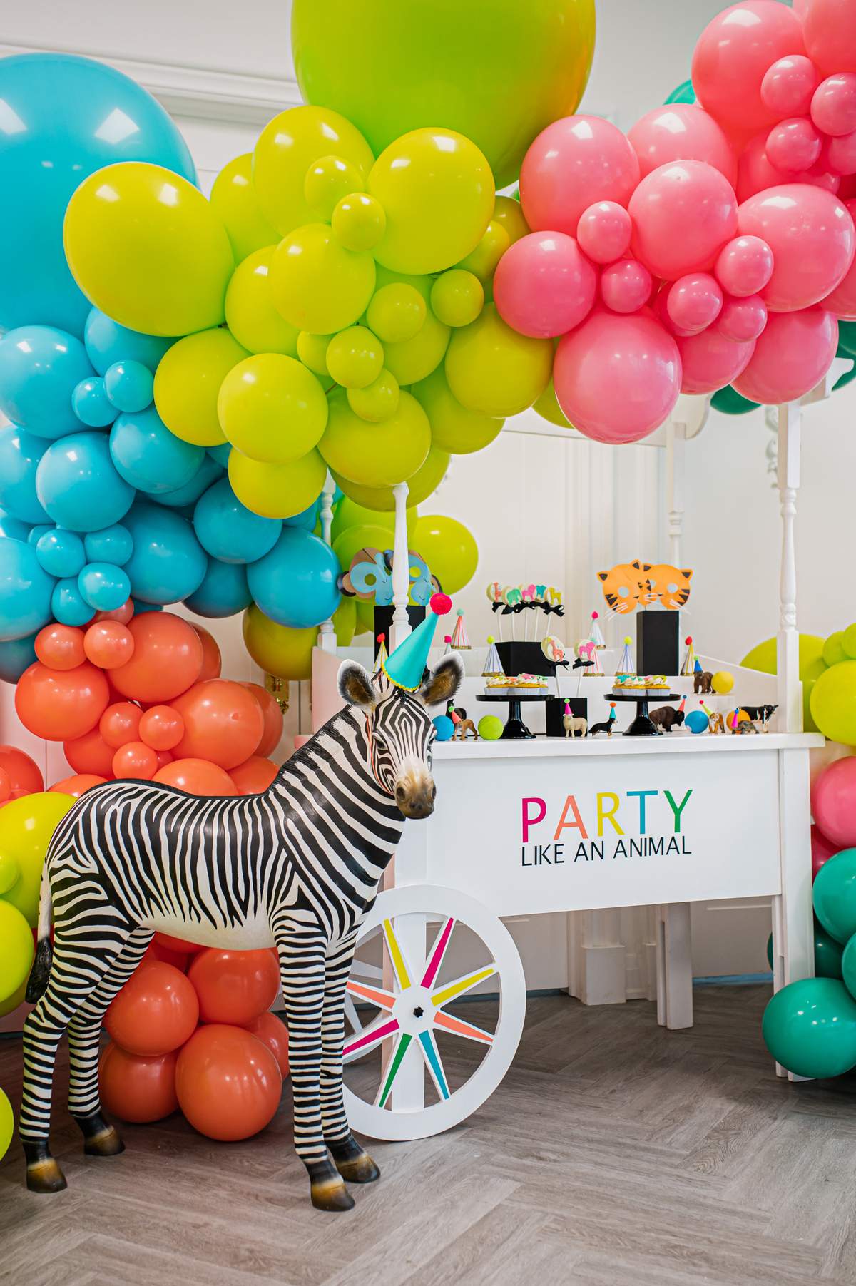 Animals Birthday Party Ideas | Photo 3 of 12 | Catch My Party